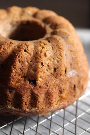 German Hazelnut Cake - traditional German Bundt cake recipe - Cinnamon ...